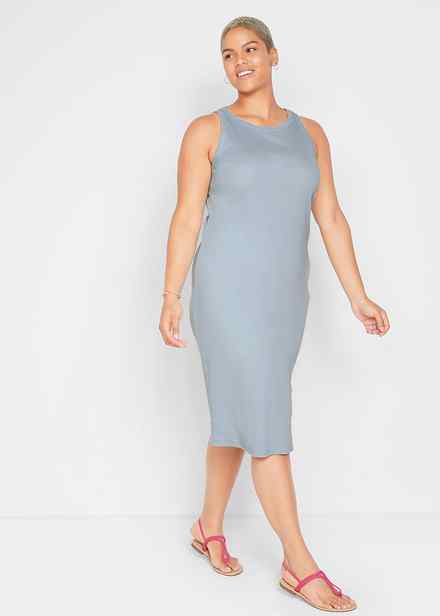 Šaty ve velkých velikostech nakoupíte u bonprix